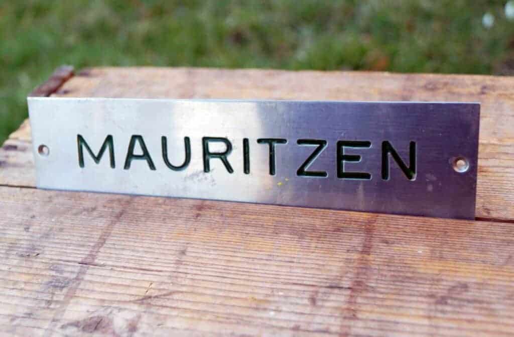 Mauritzen dørskilt - Finurlium